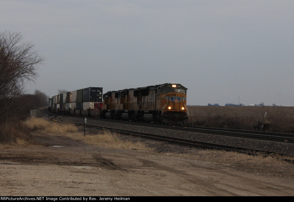 UP 4984 & others (1)